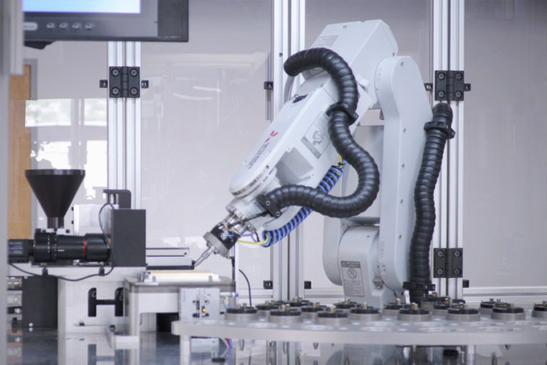 Reliable interconnect solutions for IIoT applications